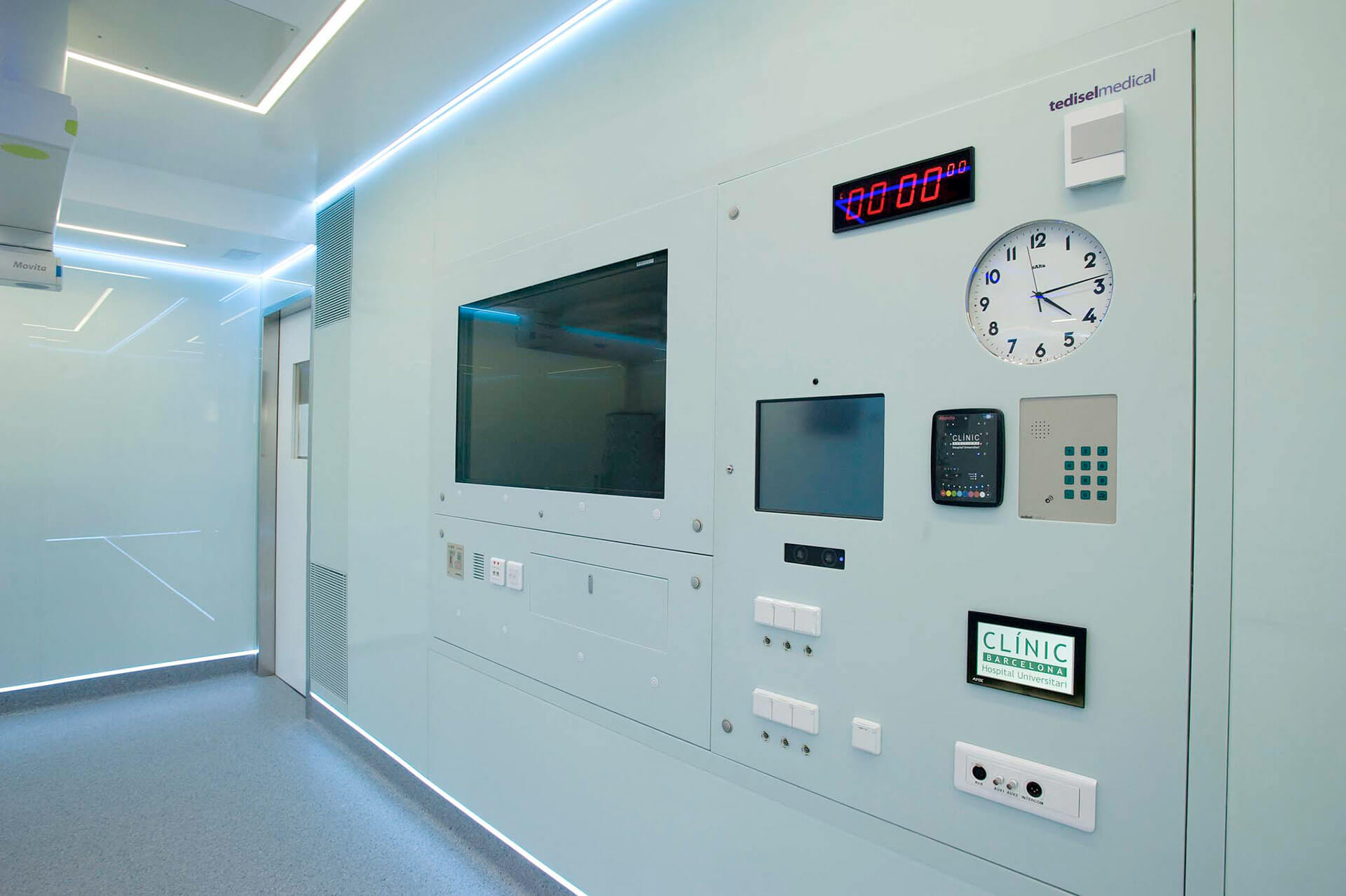 Technical panels in operating theatres - Tedisel Medical